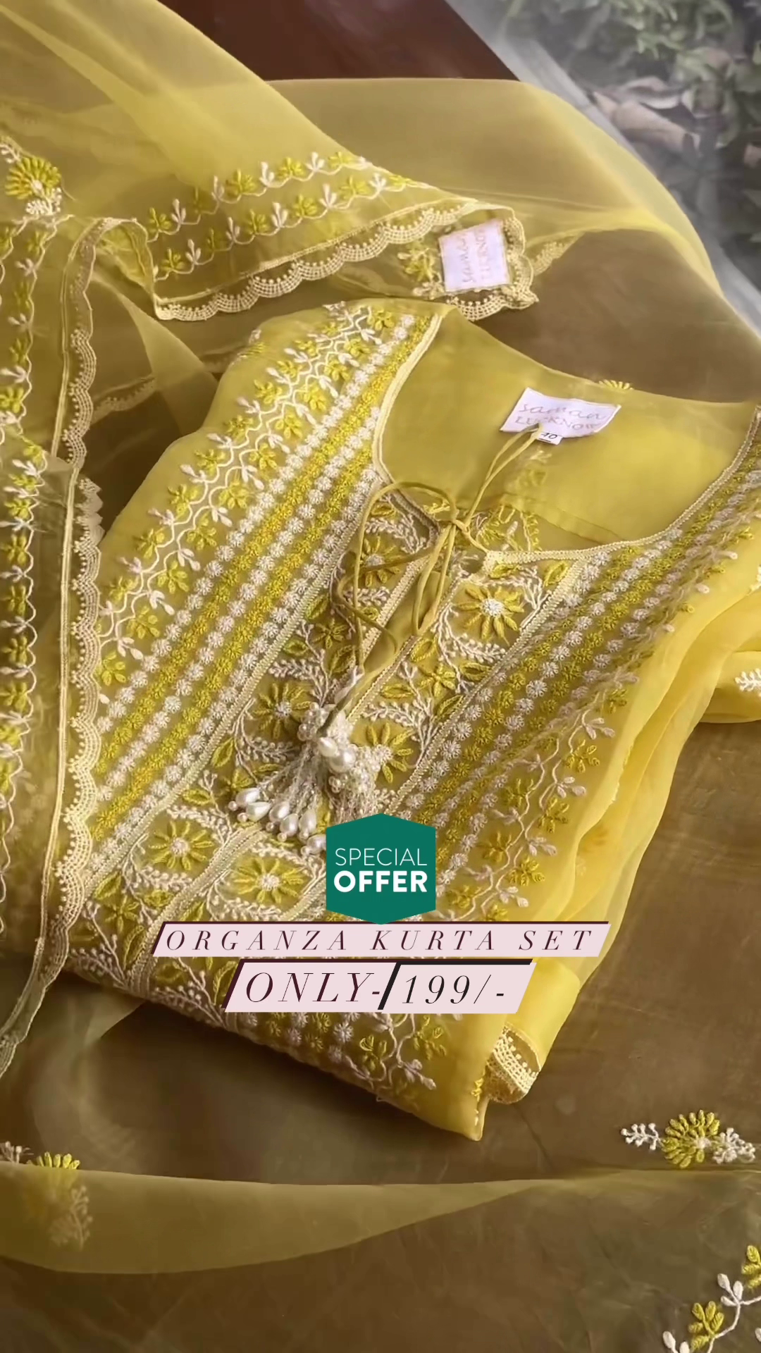 Open media 1 in modal